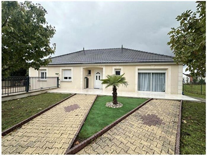 Maison à vendre - Nogent-sur-Seine - 6 pièces - 4 chambres