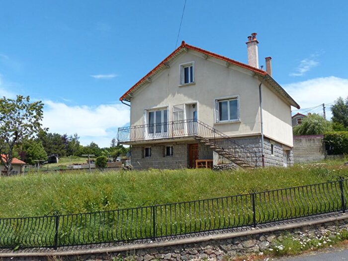 Maison 4 pièces à Laussonne, à vendre