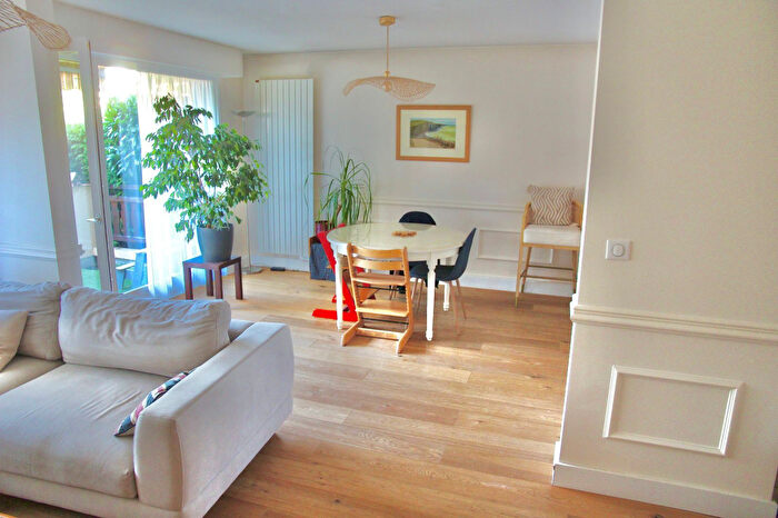 Appartement 4 pièces à Ornex, à vendre