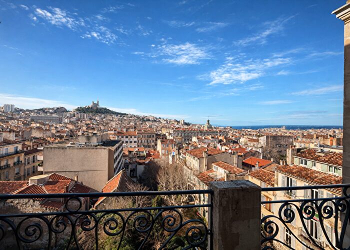 Appartement à vendre - Marseille e , Préfecture - 5 pièces - 3 chambres