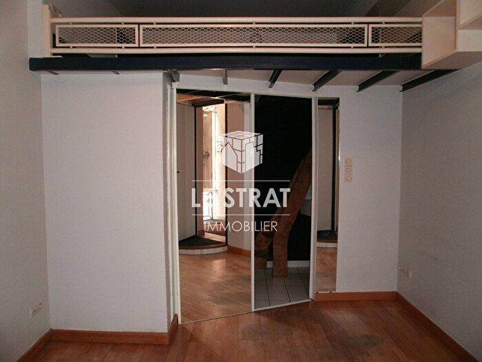 Appartement à louer - Centre Ancien, Caen - 1 pièce