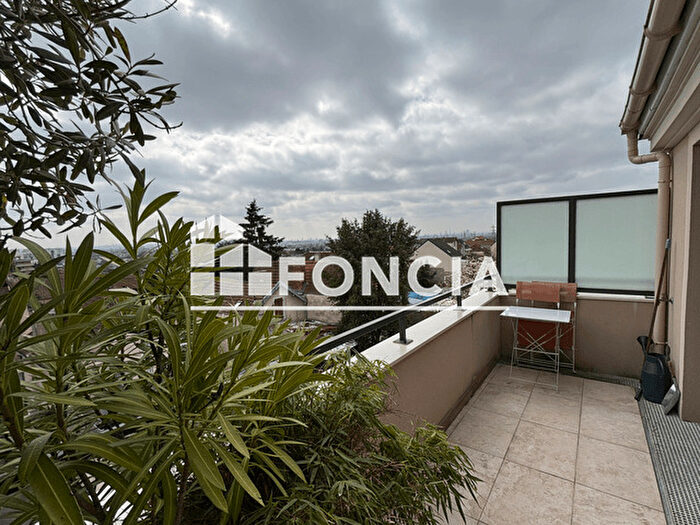 Appartement à vendre - Pierrefitte-sur-Seine - 4 pièces - 3 chambres