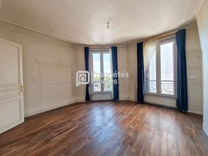 Appartement 3 pièces à vendre à Montrouge, La Vache Noire