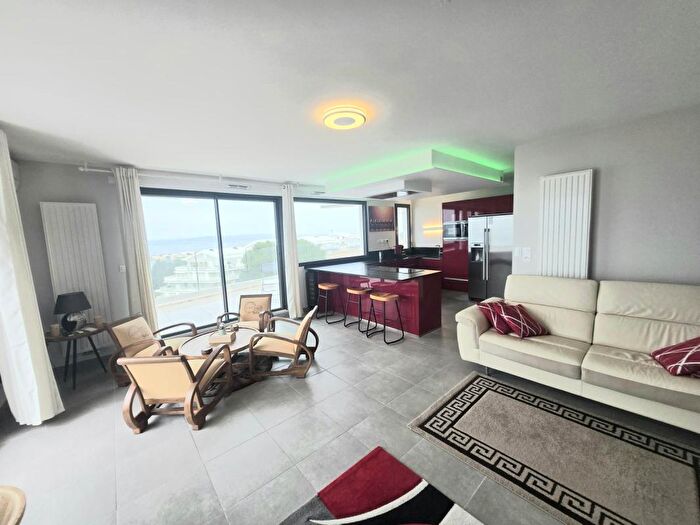 Appartement à vendre - Sète, Saint-Clair - 4 pièces - 3 chambres