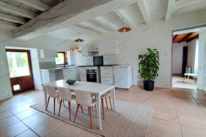 Maison à vendre - Touvois - 3 pièces - 2 chambres