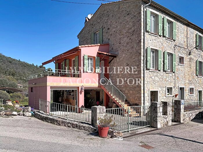Maison 7 pièces à Châteauneuf-Villevieille, à vendre