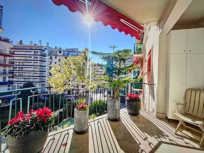 Appartement à vendre - Cannes, Centre-ville - 4 pièces - 3 chambres