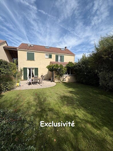 Maison à vendre - Châteaufort - 9 pièces - 5 chambres