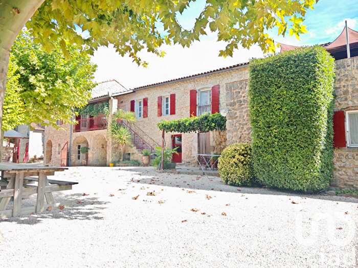 Maison à vendre - Barjac - 12 pièces - 8 chambres