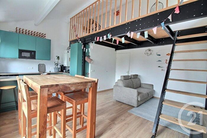 Appartement à louer - Rosny-sous-Bois - 4 pièces - 3 chambres