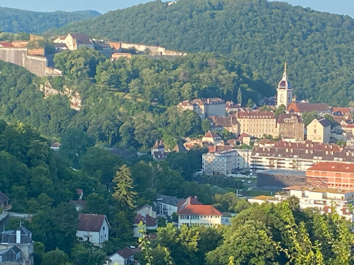 Appartement à vendre - Besançon, Saint-Claude, Torcols, Chailluz - 4 pièces - 3 chambres