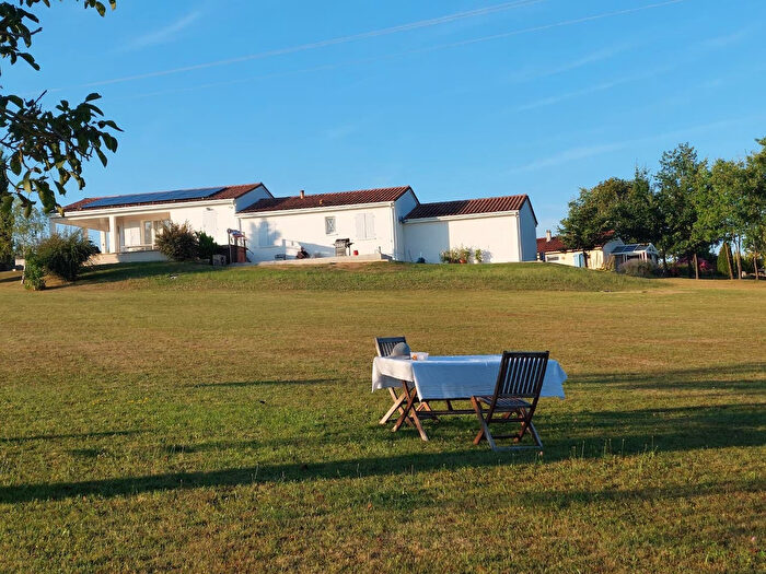 Bonnes - Maison 6 pièces à vendre