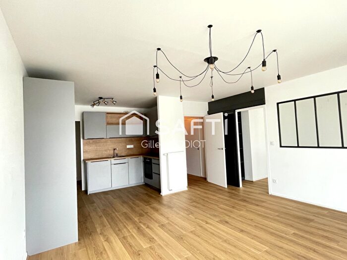 Appartement à vendre - Vertou, Centre-ville - 4 pièces - 3 chambres