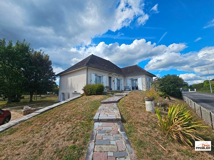 Maison 6 pièces à Peyrat-le-Château, à vendre