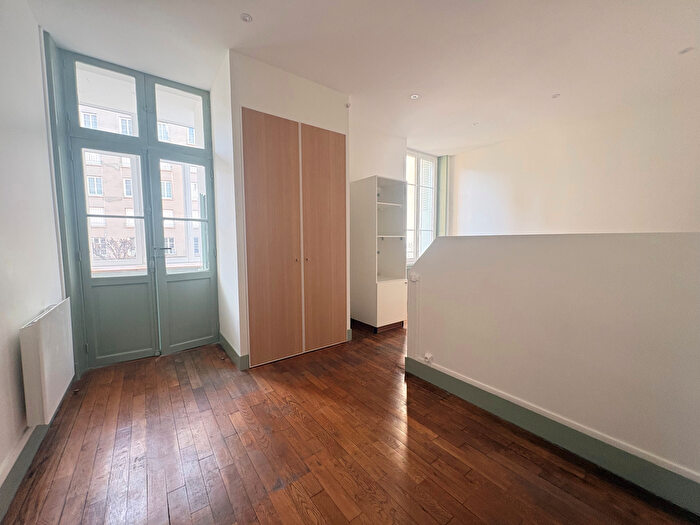 Appartement à louer - Clermont-Ferrand, Jaude, Fontgiève Saint-Alyre - 2 pièces - 1 chambre