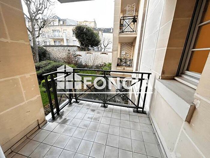 Appartement à louer - Matisse-Pierrelais, Châtillon - 1 pièce