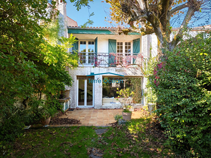 Maison à vendre - Royan - 5 pièces - 4 chambres