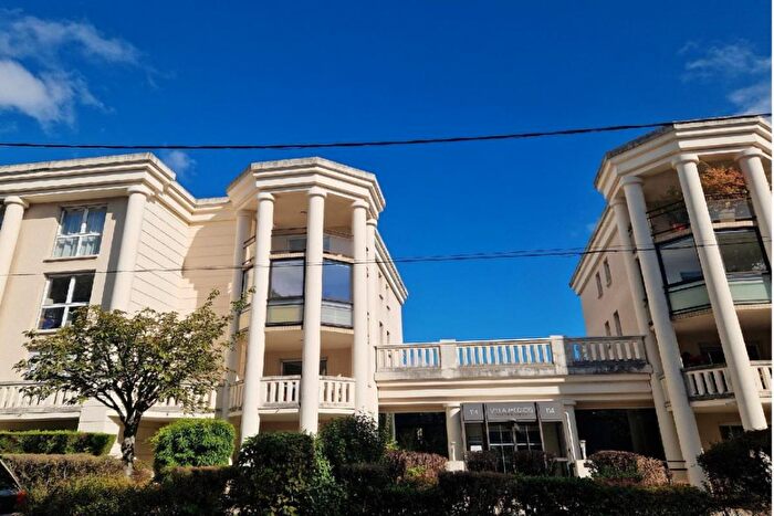 Appartement à vendre - Dijon, Les Gènois - 2 pièces - 1 chambre