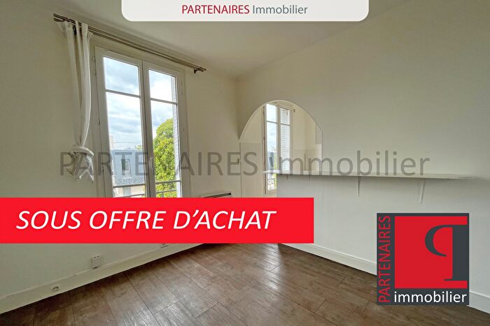 Le Chesnay, Saint-Antoine de Padoue : Appartement 2 pièces à vendre