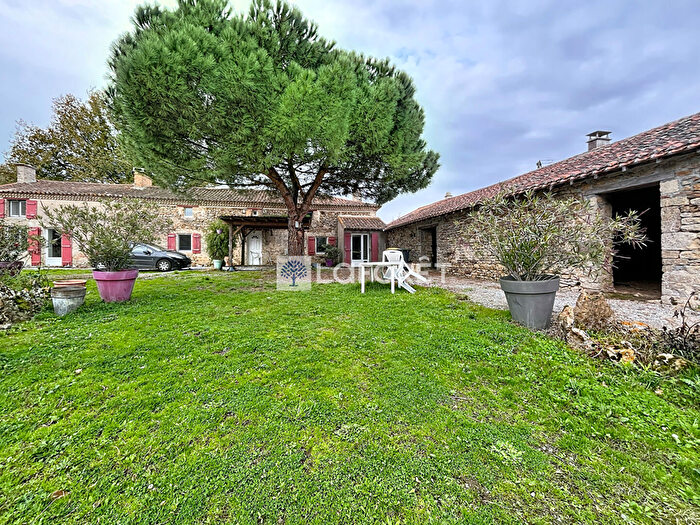 Maison à vendre - Thénezay - 5 pièces - 3 chambres