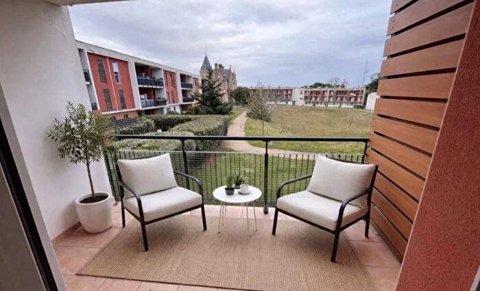 Appartement à louer - Béziers - 2 pièces - 1 chambre