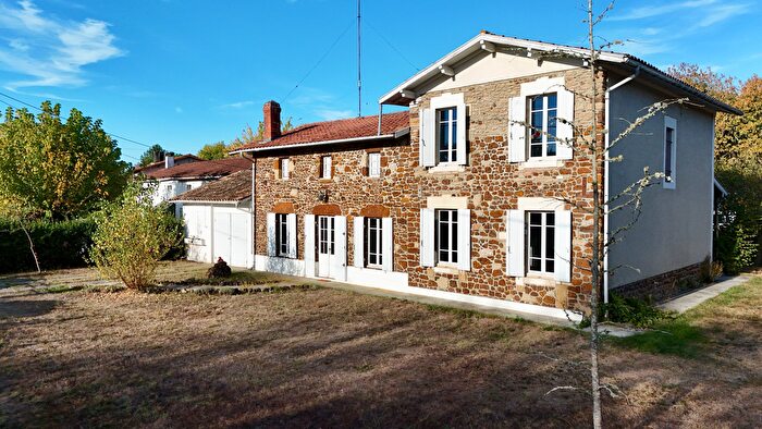 Salles - Maison 6 pièces à vendre