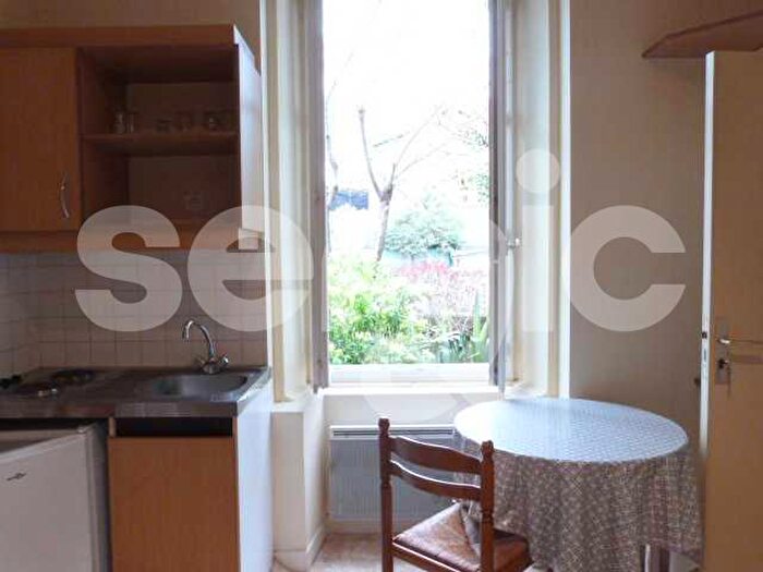 Angers, Madeleine, Saint-Léonard, Justices : Appartement 1 pièce à louer