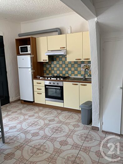Connaux : Appartement 1 pièce à louer