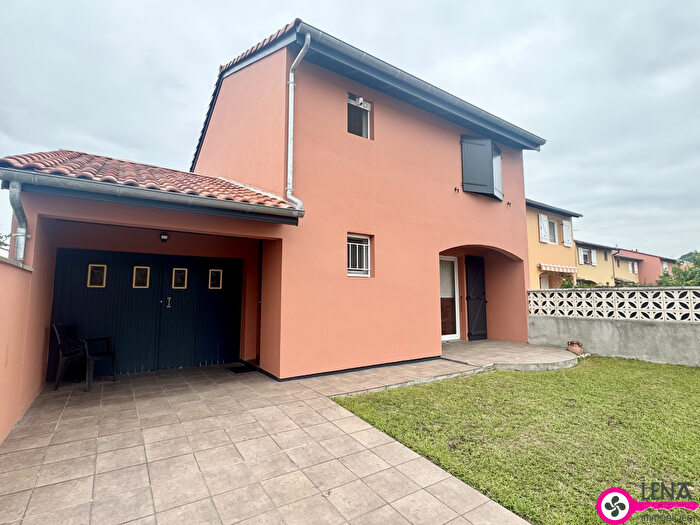 Hendaye, Gare, Joncaux : Maison 4 pièces à vendre