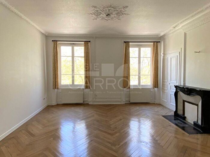 Appartement à louer - Hyper Centre-Vieille Ville, Saint-Étienne - 2 pièces - 1 chambre