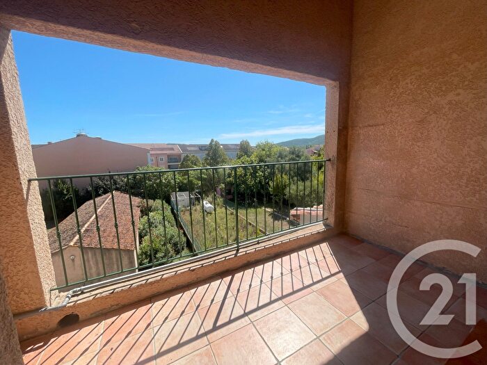 Appartement à vendre - Cogolin, Centre-ville, Subeiran, Pas de Grimaud - 4 pièces - 3 chambres