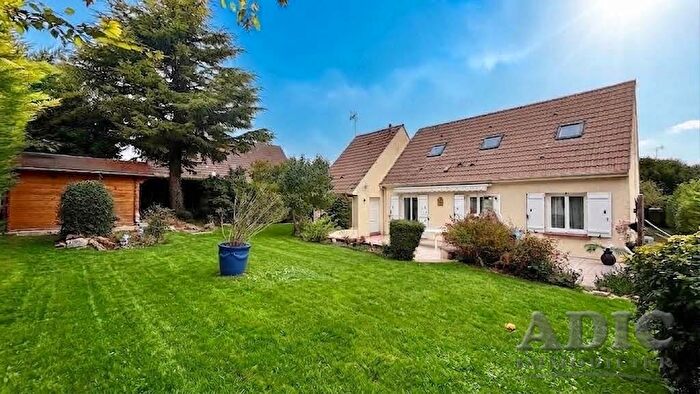Dammartin-en-Goële : Maison 4 pièces à vendre