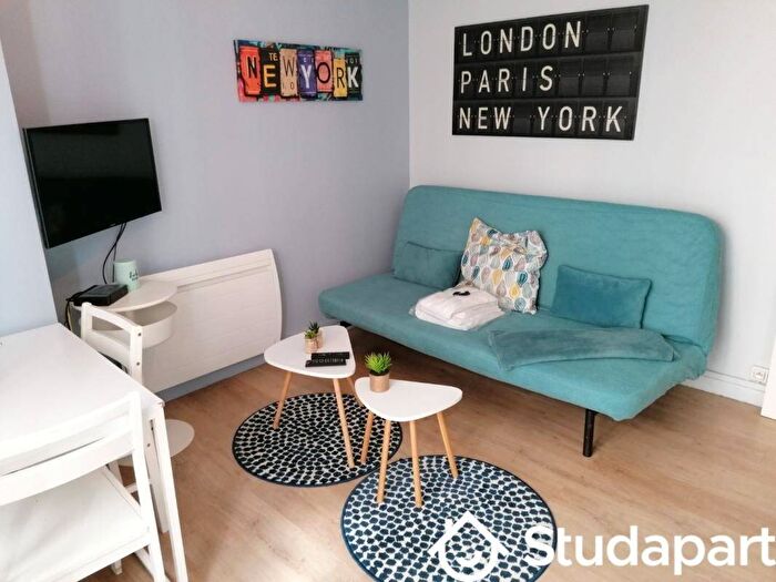 Appartement à louer - Allies-Clos dOr, Grenoble - 1 pièce