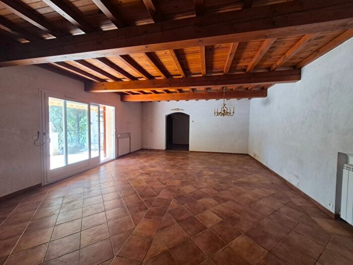 Bagnols-en-Forêt : Maison 5 pièces à vendre