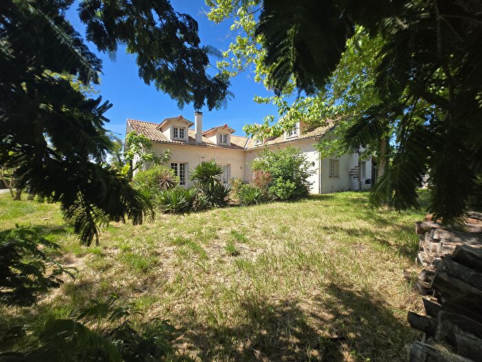Maison 9 pièces à Vendays-Montalivet, à vendre
