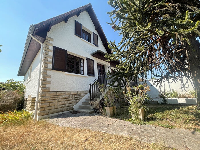 Mitry-Mory : Maison 6 pièces à vendre