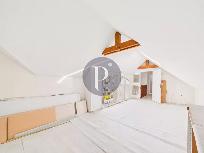 Maison à vendre - Le Plessis-Robinson, Malabry - 8 pièces - 6 chambres