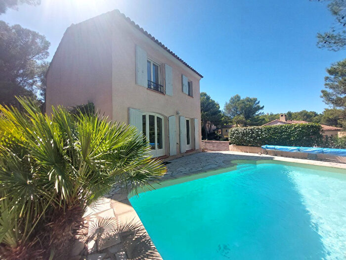 Maison 4 pièces à Mallemort, à vendre