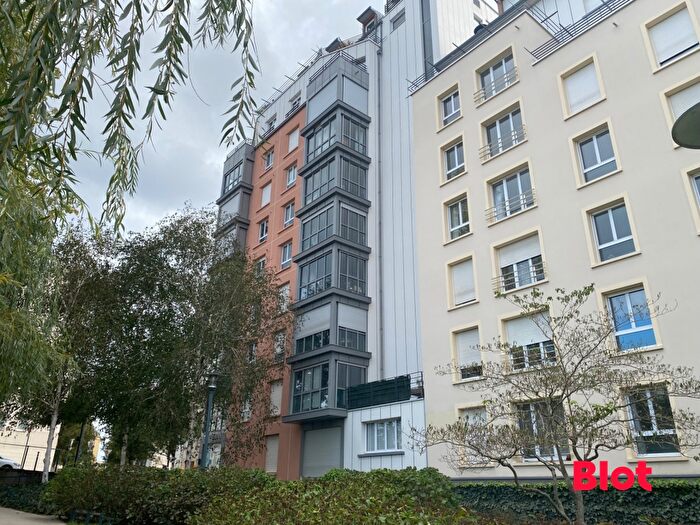 Quartiers Centre, Saint-Hélier, Gare - Appartement 3 pièces à vendre