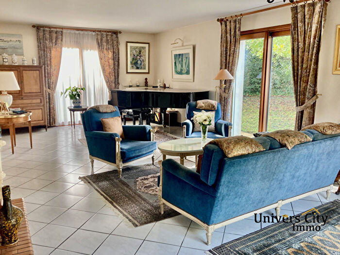 Maison à vendre - Vertou, Les Coteaux de Sèvre, Le Chêne, Portillon, La Forêt - 7 pièces - 5 chambres