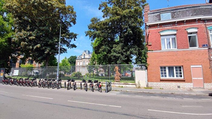 Appartement à louer - Caulier, Lille - 1 pièce
