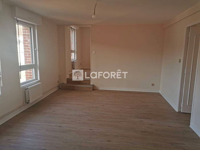 Appartement 5 pièces à Hesdin-la-Forêt, à louer