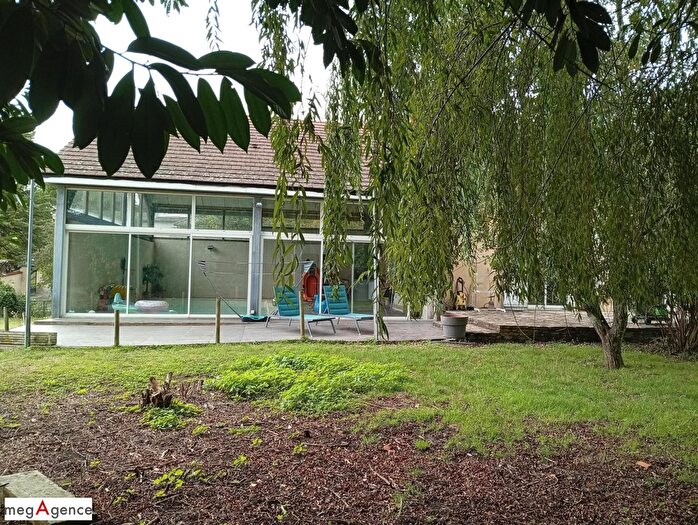 Maison à vendre - Cusset, Chamcourt, Chassignol, Les Bourses - 9 pièces - 5 chambres