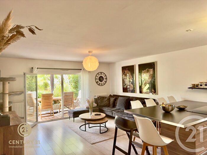 Appartement à vendre - Chessy - 4 pièces - 3 chambres