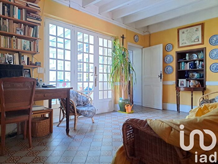 Maison à vendre - Saint-Laurent-de-la-Plaine - 12 pièces - 7 chambres