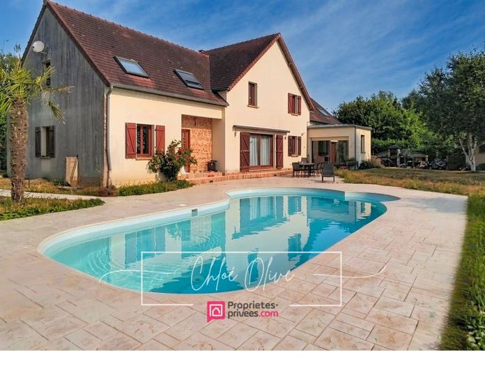 Maison 12 pièces à vendre - Crécy-la-Chapelle