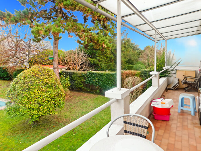 Maison à vendre - Morangis - 6 pièces - 4 chambres