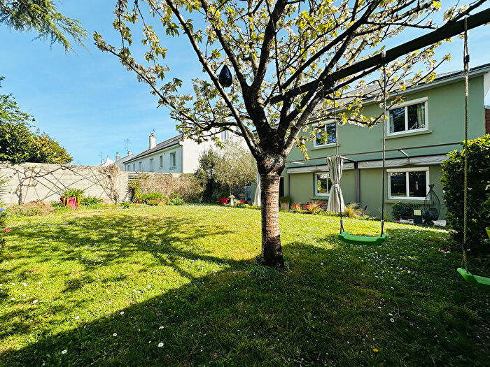 Maison à vendre - Saint-Herblain, Nord - 8 pièces - 6 chambres