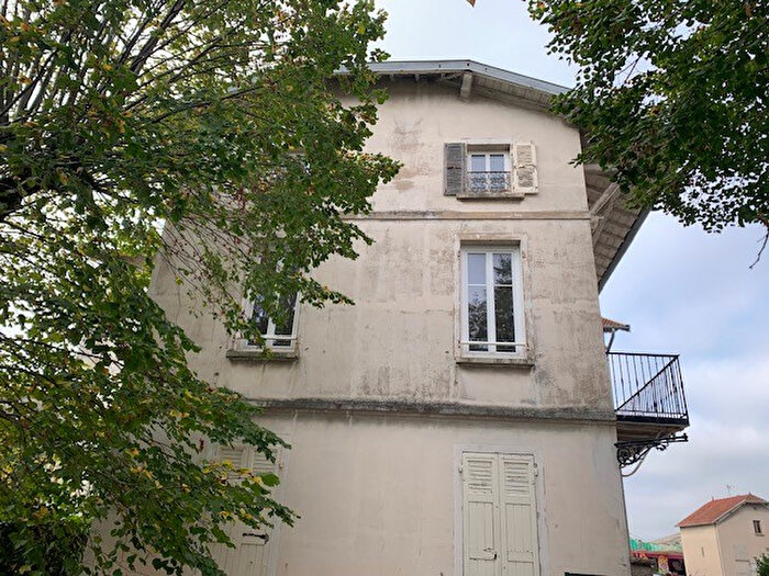 Appartement à vendre - Ambérieu-en-Bugey, Gare - 3 pièces - 2 chambres