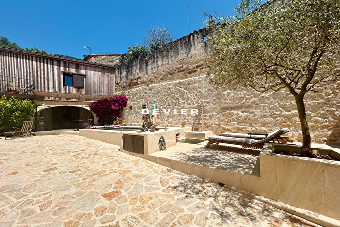 Maison à vendre - Saint-Geniès-des-Mourgues - 5 pièces - 5 chambres